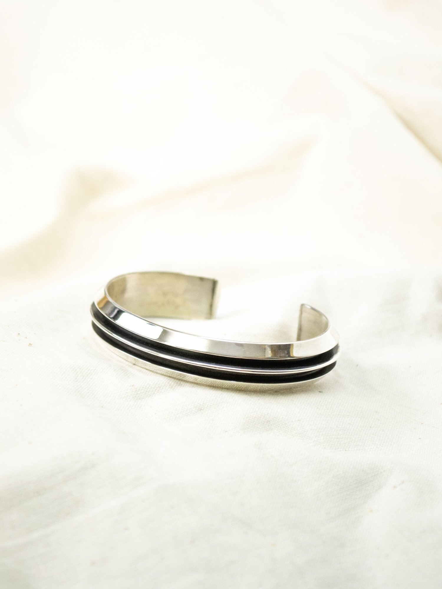 Indian Jewelry TOM HAWK SILVER BANGLE / TYPE B | FLATBUSH（フラットブッシュ）公式 ...
